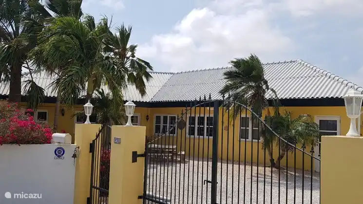 Huis kopen in Curaçao? Met of zonder makelaar | Micazu
