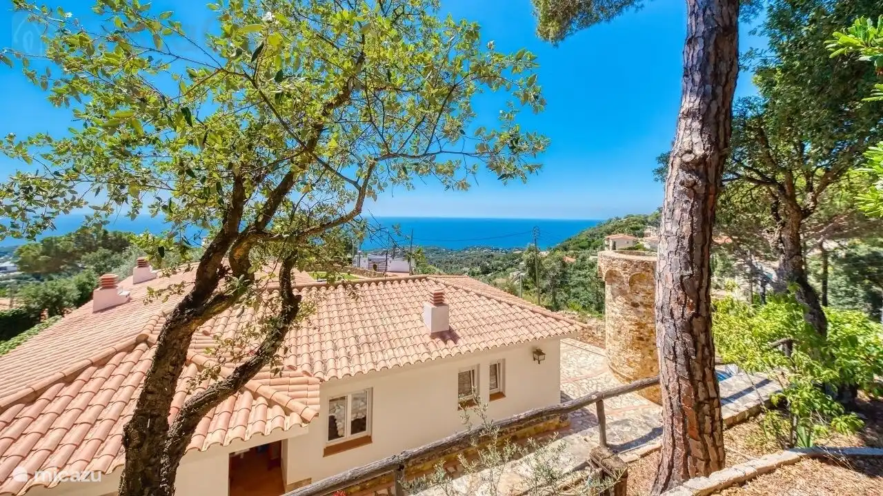 Book Costa Cabana - Villa Valeria at Micazu | Micazu