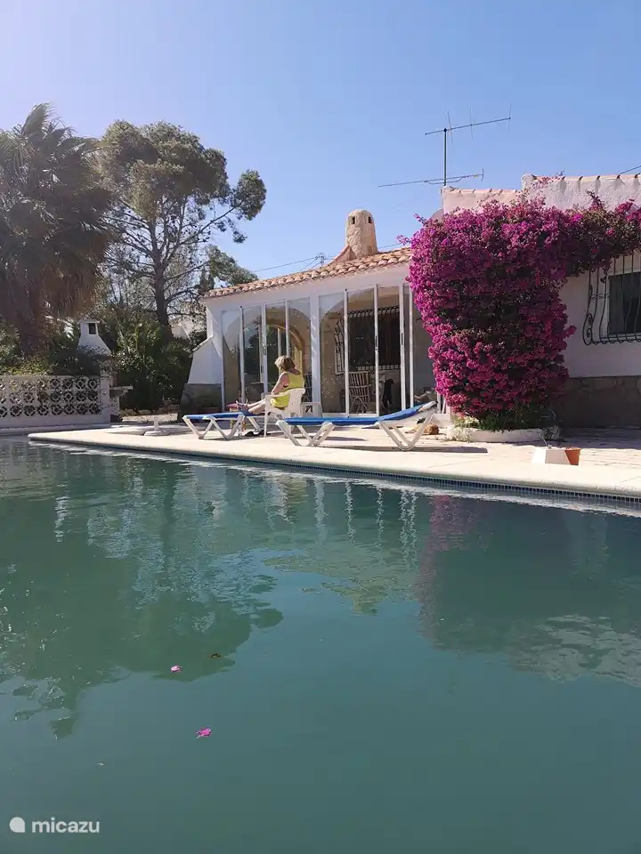 Casa Louisa boek je bij Micazu | Micazu