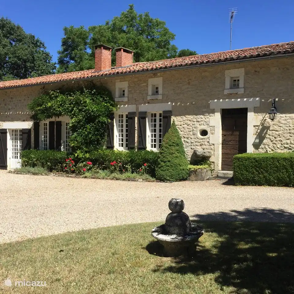 Le Grand Pezet in Brossac, Charente huren? | Micazu