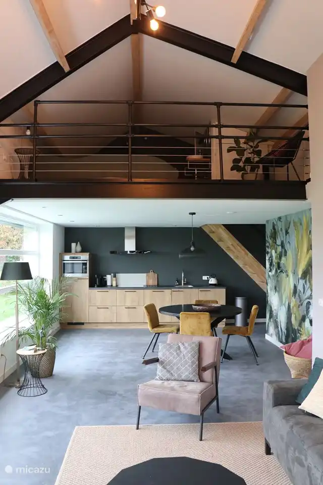Ferienhaus in Baexem – Huisje Met de kippen Op Stok/Sierkip | Micazu