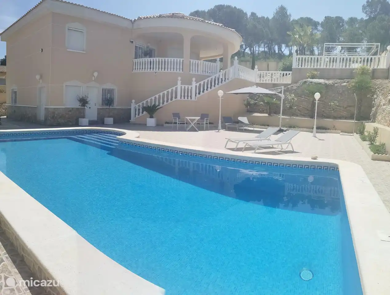 Book Casa Eryna at Micazu | Micazu