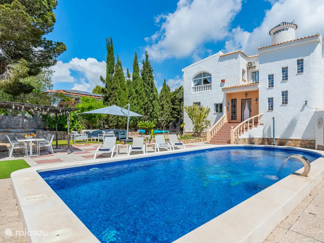 Villa Reina Costa Blanca in Pilar de la Horadada mieten Sie bei Micazu