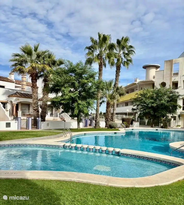 Book Casa Leone in Villamartin at Micazu | Micazu