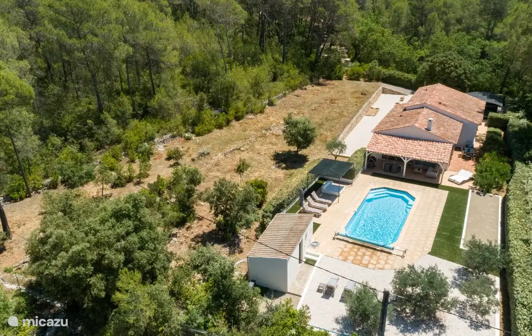 Villa Matuvu in Cotignac mieten Sie bei | Micazu