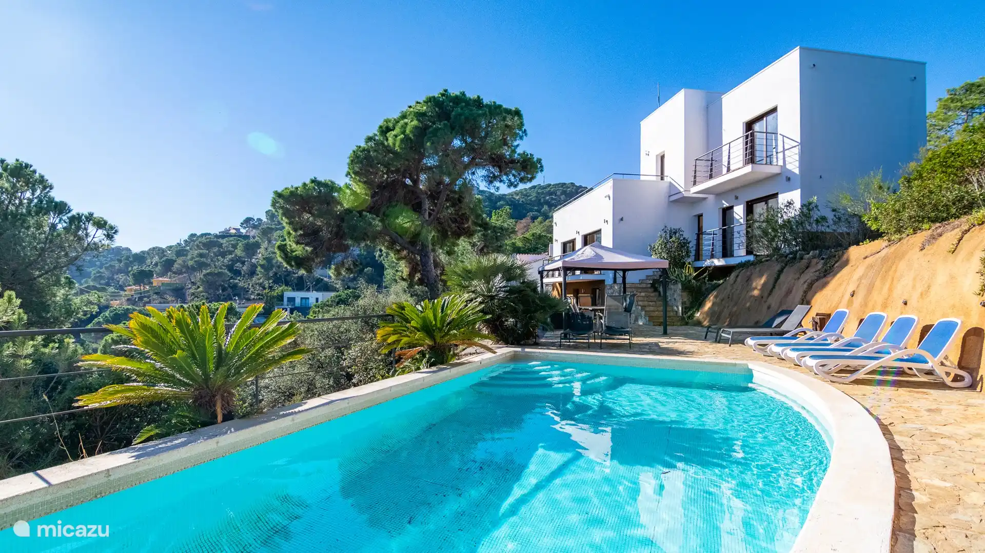 Villa Lima in Costa Brava book carefree with | Micazu