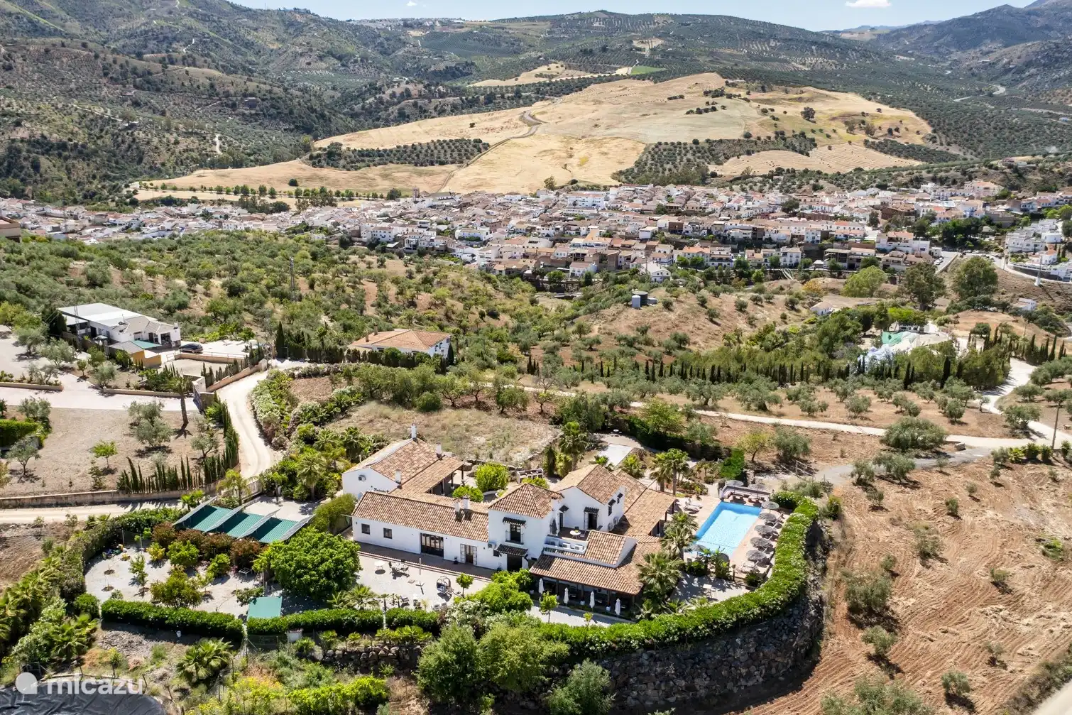 Bed & breakfast in Riogordo – Hacienda Riogordo | Micazu