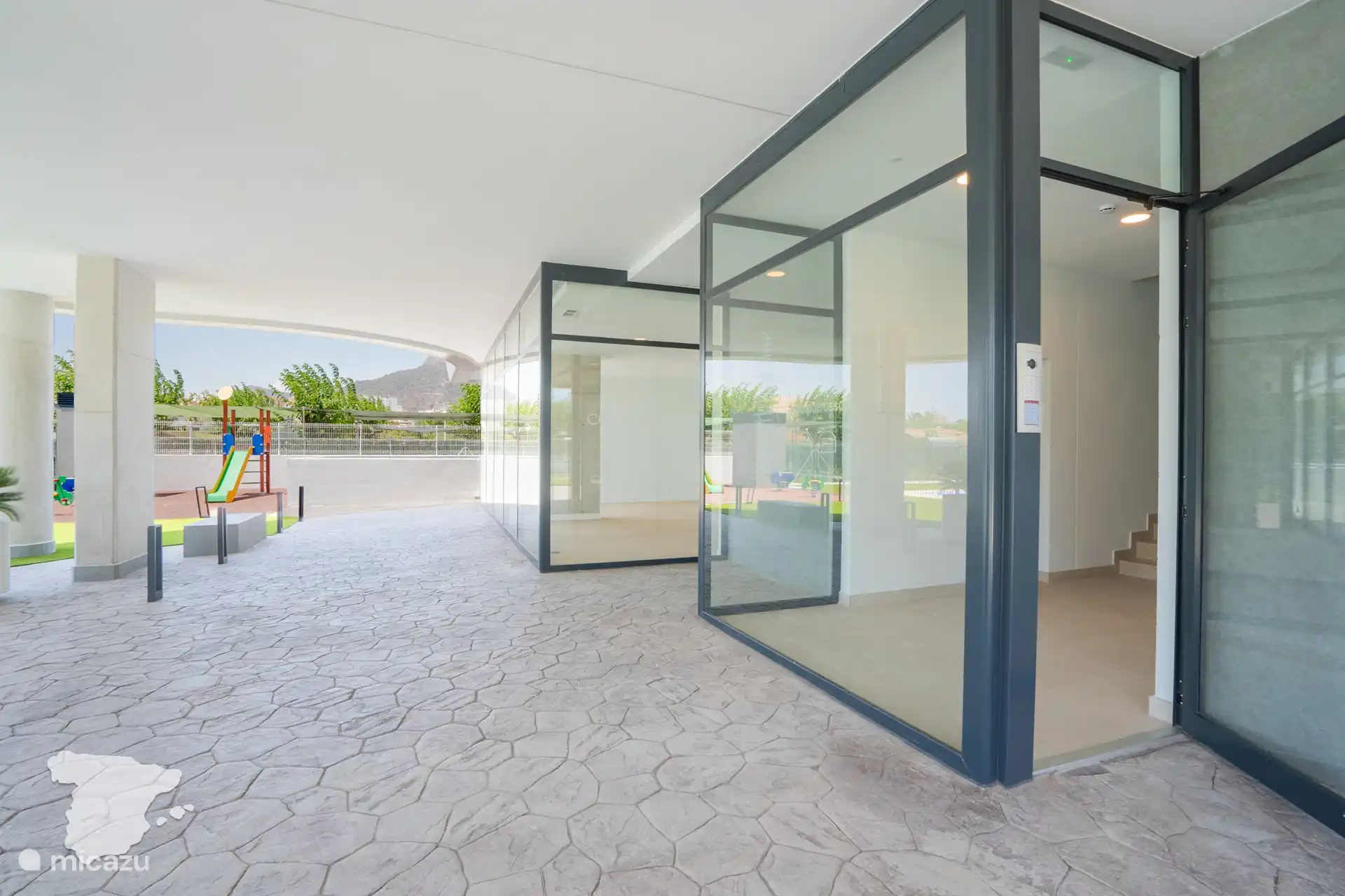 Casa Bilbao in Costa Blanca boek je voordelig bij Micazu | Micazu