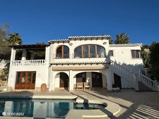 Rent Villa Cela in Moraira at Micazu