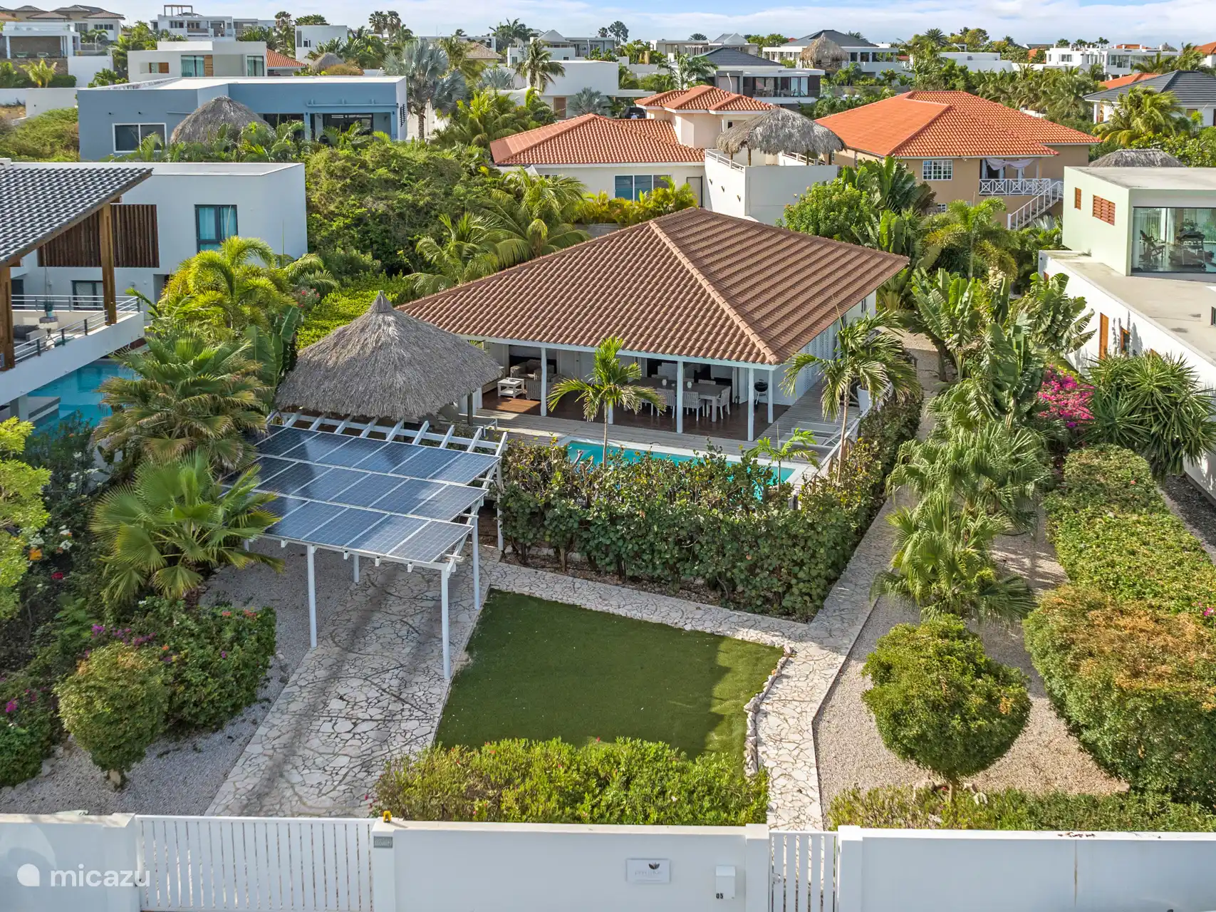 Rent Villa Solaya 2, Jan Thiel in Jan Thiel at Micazu