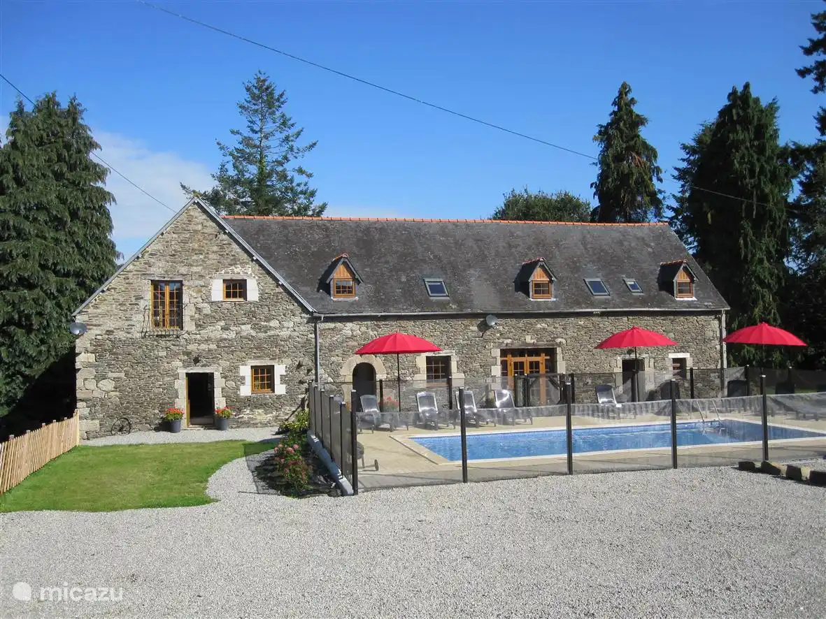 Gable End Cottage met verwarmd zwembad in Canihuel boek je bij Micazu