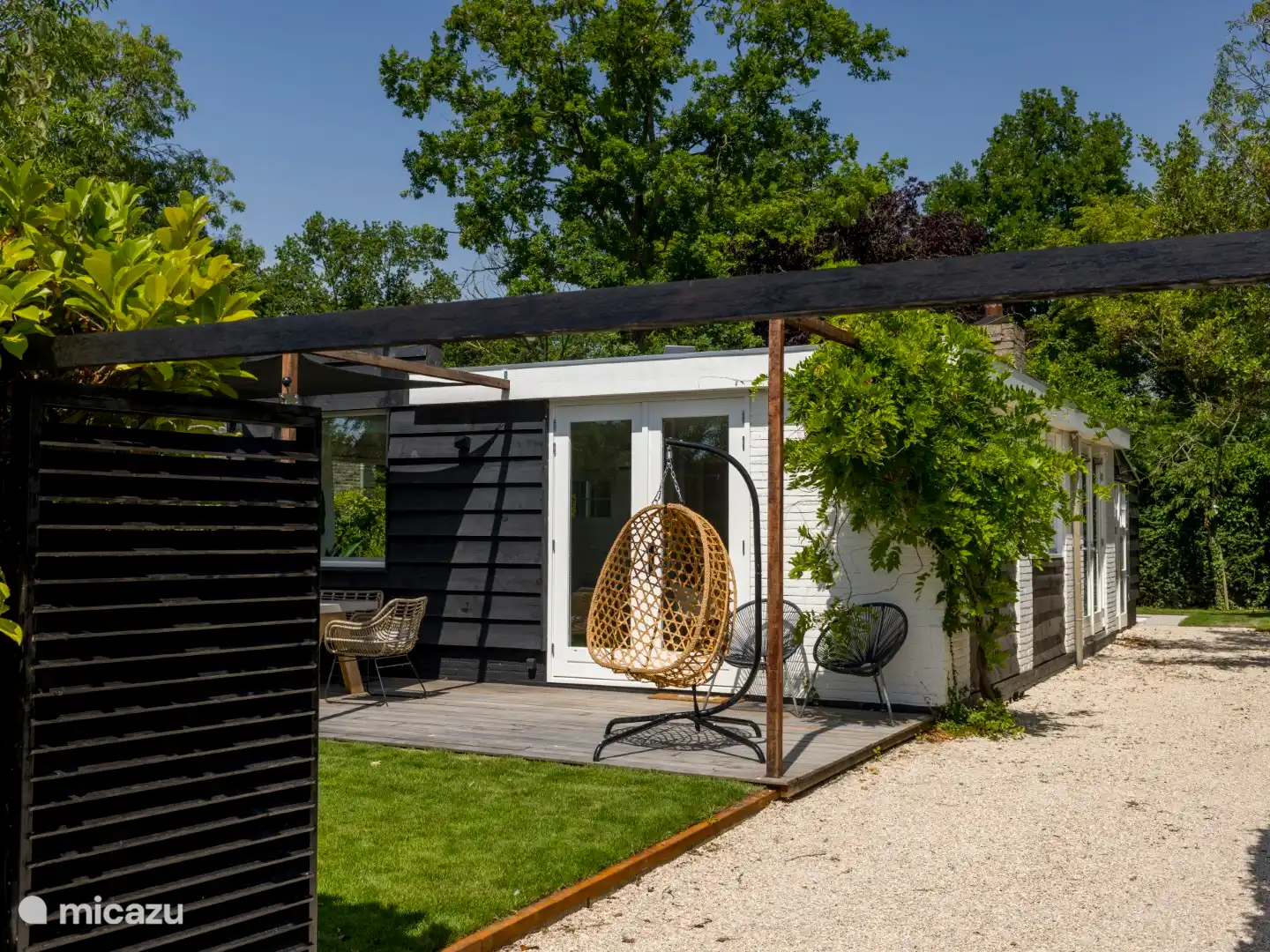 Réservez Chalet au bord de la plage avec piscine à Baarland avec Micazu