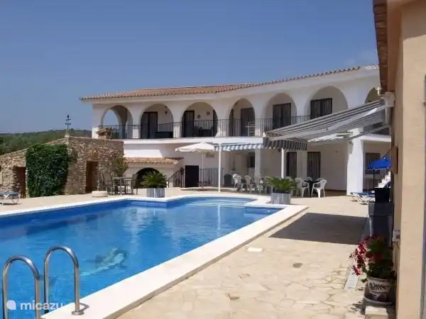 Rent Finca Tierra Roja te Calig. in Calig, Costa del Azahar. - Micazu